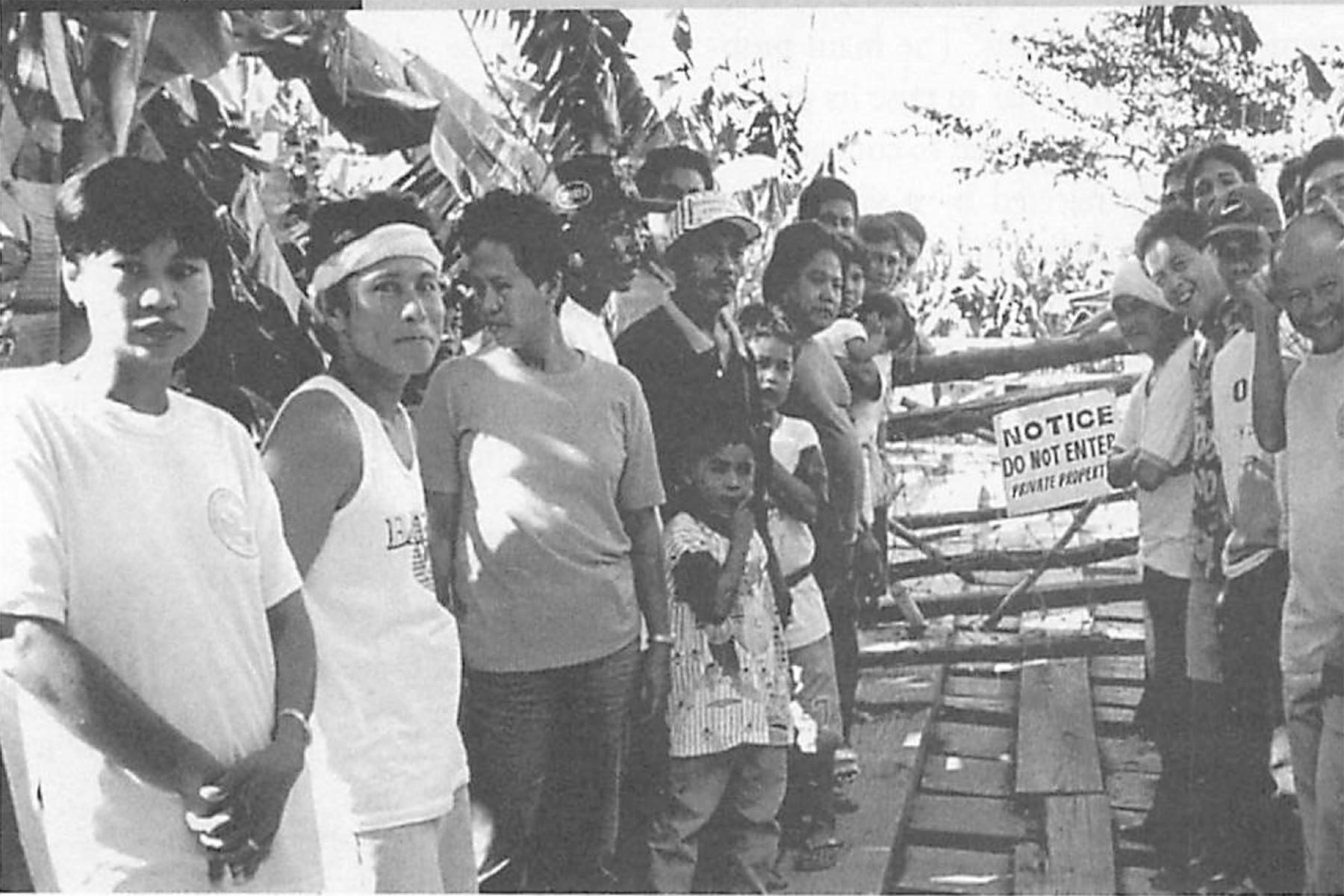 Banana War in the Philippines : Food First